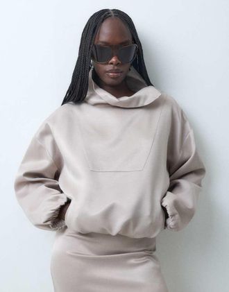 Asos veste en satin &agrave; col montant taupe, ensemble 2 pi&egrave;ces-Gris