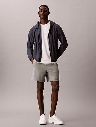 Calvin Klein Wasserabweisende, Kurze Performance-sporthose - Winter Grey - Herren - 2XL