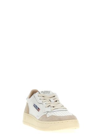 Autry Medalist Low Sneaker - Cream