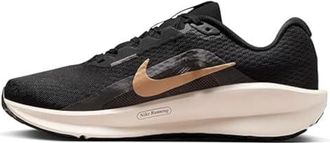 Nike Downshifter 13 Chaussures de Course pour Femme, Noir goyave Ice Medium Ash Metallic Red Bronze, 38 EU