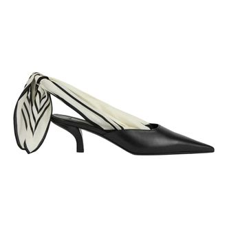 Toteme Slingbacks aus Schals-Nappaleder - - Shoes - Damen - Schwarzk - 41 EU