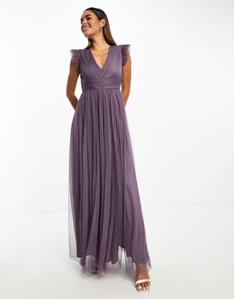 Anaya with Love Linvit&eacute;e - Robe longue en tulle &agrave; d&eacute;collet&eacute; plongeant et fente sur la cuisse - Violet