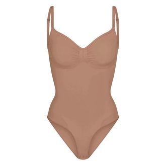 SKIMS Nahtloser Sculpt Brief Body - - Tops - Damen - Braun - XS