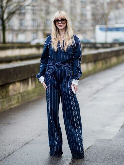 Comment porter le bleu marine ?