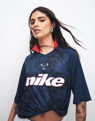 Nike Oversize-Fu&szlig;balloberteil in Marineblau mit Spitzeneffekt-Navy