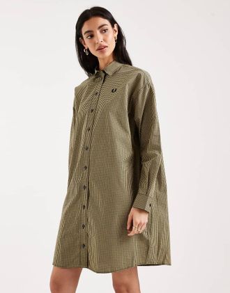 Fred Perry Robe chemise mi-longue &agrave; manches longues avec logo &agrave; damier - Noir et dor&eacute;