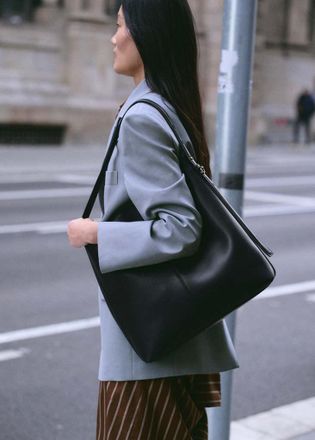 Mango Gro&szlig;e Bucket-Bag schwarz - Damen - Einheitsgr&ouml;&szlig;e - MANGO