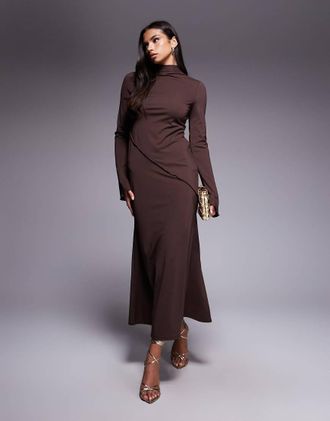Daska Robe longue &agrave; coutures asym&eacute;triques - Marron chocolat