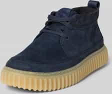 Clarks Schnürschuhe mit strukturierter Sohle