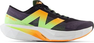 New Balance Fuelcell Rebel V4 - Sneaker in Schwarz