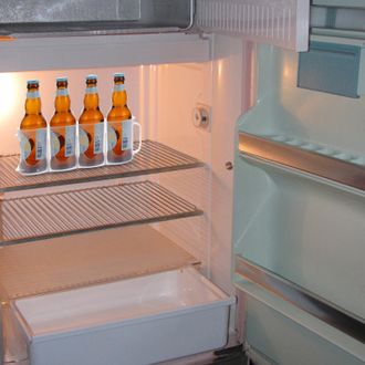 NUOBESTY 2 St&uuml;ck Pack K&uuml;hlschrank Aufbewahrungsbox aus Kunststoff mit Griff Vielseitiger Getr&auml;nkekorb und Gew&uuml;rzfach f&uuml;r K&uuml;che und K&uuml;hlschrank