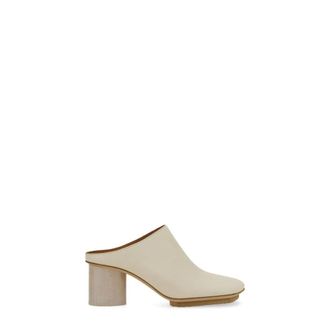 Uma Wang UMA Wang - Escarpins &agrave; bout pointu textur&eacute; - Femme - Chaussures - Blanc - Taille: 35 EU