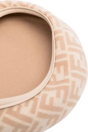 Fendi JFP237K_ASG8F0QB9 Reversible Virgin Wool Beret - Beige