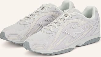 New Balance Sneaker 204 grau