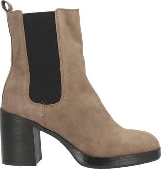 Pregunta SCHUHE - Stiefeletten auf YOOX.COM