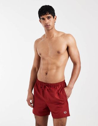 Fred Perry Badeshorts in Rot mit Kordelzug und Logo