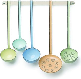 Riess Emaille Set Küchenhelfer mit praktischer Aufhängeleiste Emaille Kochgeschirr (farblich bunt gemischt)