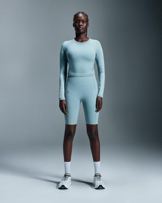 On Movement Long-T Crop