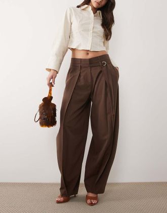 Asos Pantalon barrel &agrave; taille haute avec ceinture-Neutre