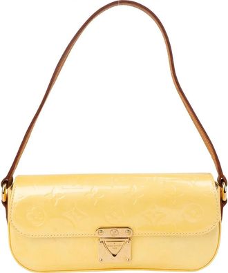 Louis Vuitton Crossbody Bags - Louis Vuitton Yellow Vernis Monogram Malibu Street - Gr. unisize - in Gelb - für Damen