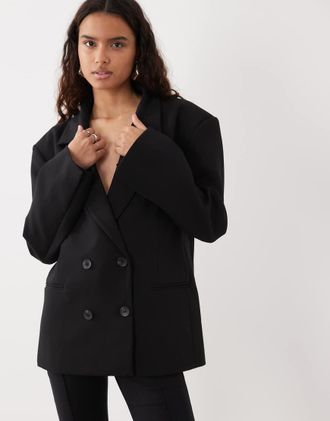Miss Selfridge blazer crois&eacute; &agrave; &eacute;paules marqu&eacute;es noir