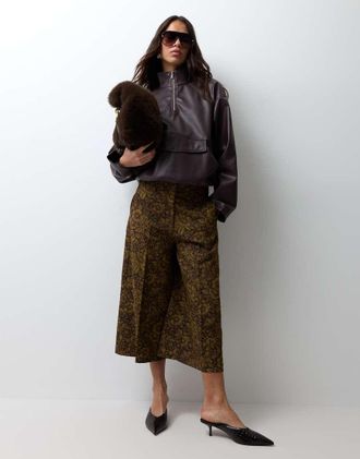 Asos Jacke aus Lederimitat mit kurzem Rei&szlig;verschluss in Braun