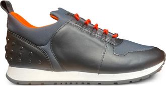 Tod's baskets à détail de clous - Noir