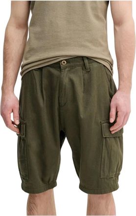 Alpha Industries Herren, Shorts, Gr&uuml;n, W33Gr&ouml;&szlig;e
