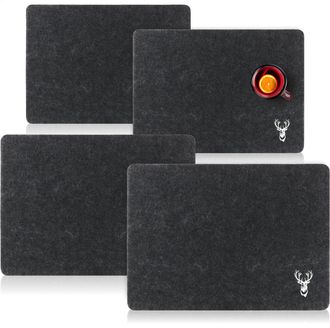 Com-Four 4-teiliges Platzset Hirsch - Moderne Filz-Platzmatte im Vintage Design - Premium Tischset aus Filz - abwischbare Geschirr-Unterlagen (Platzmatte 4 Stü