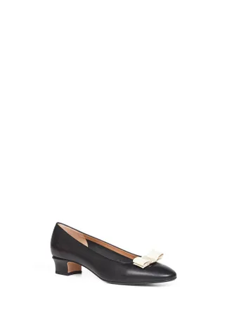 Ferragamo Womens Black And Mascarpone Leather Vara Bow Pumps Calf Ballerina Shoes