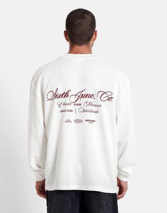Sixth June Elevate - Lang&auml;rmliges T-Shirt in Wei&szlig; mit Waffelstruktur