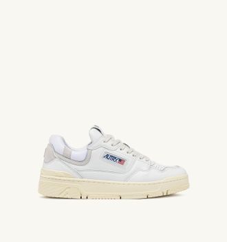 Autry SNEAKERS CLC LOW AUS LEDER IN WEISS UND WILDLEDER