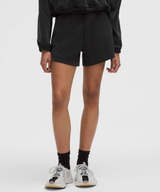 lululemon Softstreme Shorts mit hohem Bund f&uuml;r Frauen - 10 cm - Gr&ouml;&szlig;e 10 in Black