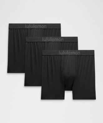 lululemon Weiche, stretchige Boxershorts 3er-Pack f&uuml;r M&auml;nner - 13 cm - Gr&ouml;&szlig;e XL in Black