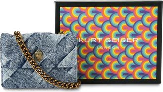 Kurt Geiger Micro Kensington Umh&auml;ngetasche aus gestepptem Denim - Blau