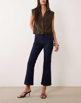 Good American Good Legs - Jean bootcut raccourci - Bleu fonc&eacute; d&eacute;lav&eacute;