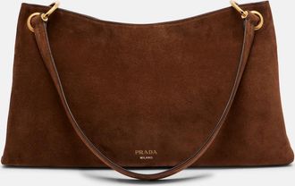 Prada Schultertasche Etude Large aus Veloursleder