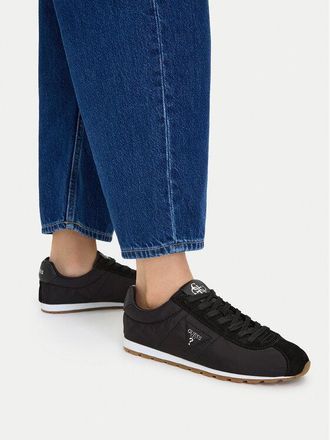 Guess Sneakers FLPTIA FAB12 Schwarz