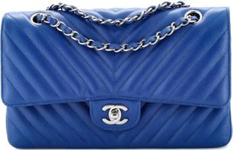 Chanel Classic Double Flap Bag Chevron Caviar Medium shoulder bag - Blau