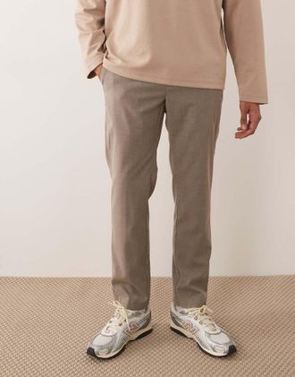 Mango Hose in Steinbeige mit Bundfalten und verstellbarem Bund-Grau