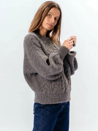 Perform Collection Pullover Emma Cable