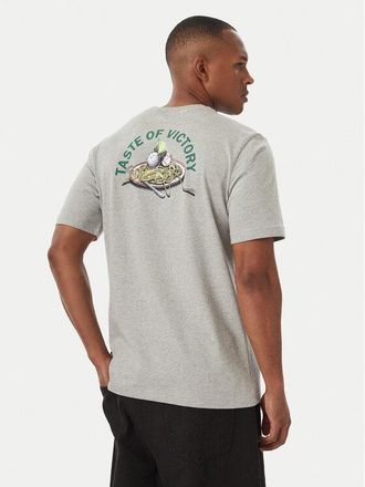 adidas T-Shirt Taste Of Victory Pasta Graphic KG0945 Hellgrau Regular Fit