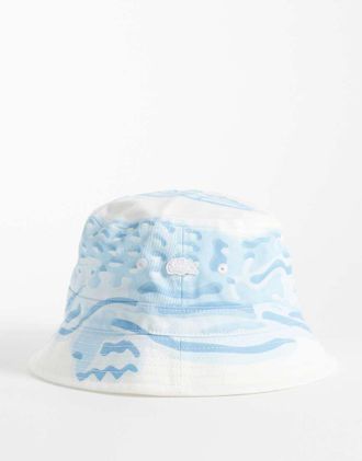 Lacoste Anglerhut in Wei&szlig; und Blau mit Krokodil-Grafik