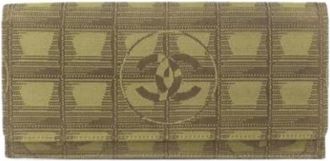 Chanel Portefeuille long Travel Line doccasion (bi-pli) - Femme - Pre-owned - Vert - Taille: ONE Size