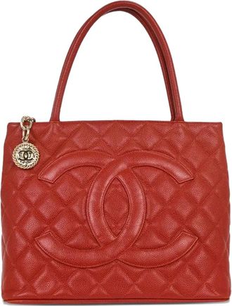 Chanel 2001-2003 gesteppte Medallion Handtasche - Rot