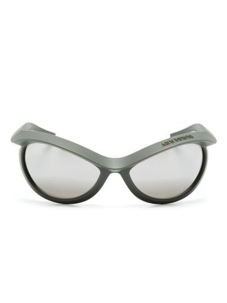 Burberry Sunglasses lunettes de soleil Blinker à monture enveloppante - Gris