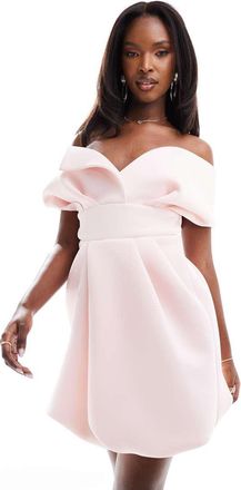 Asos Robe courte coupe boule en imitation n&eacute;opr&egrave;ne avec &eacute;paules d&eacute;nud&eacute;es - Rose clair