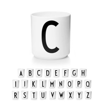 DESIGN LETTERS Tasse Personalisiert A-Z | Wei&szlig;e Tassen | Kaffeetassen Buchstaben | Kaffeebecher Porzellan | Personalisierte Tasse Wei&szlig;, Personalisierte Geschenke | D
