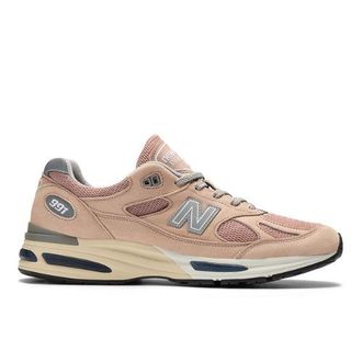 New Balance Unisexe Made in UK 991v2 en Rose/Gris, Su&egrave;de/Mesh, Taille 37.5