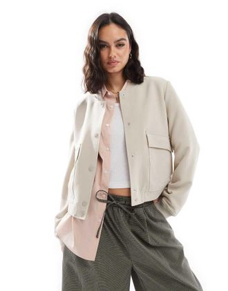 Vero Moda Elegante Bomberjacke in Creme mit Taschen-Weiß
